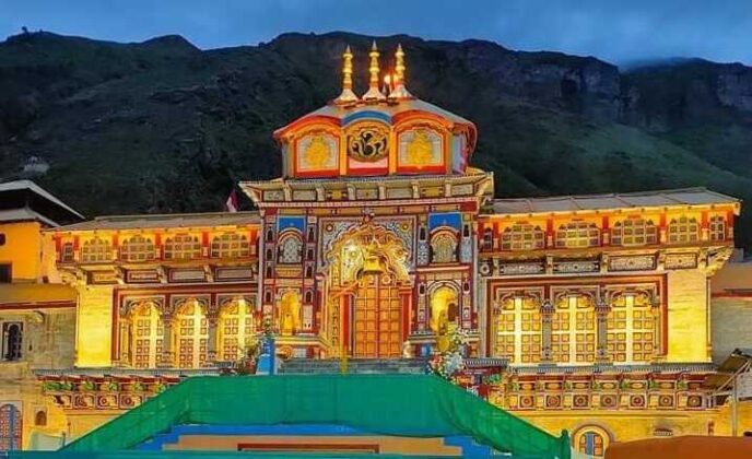 27 Facts About Badrinath Temple That Will Surprise You! 😲